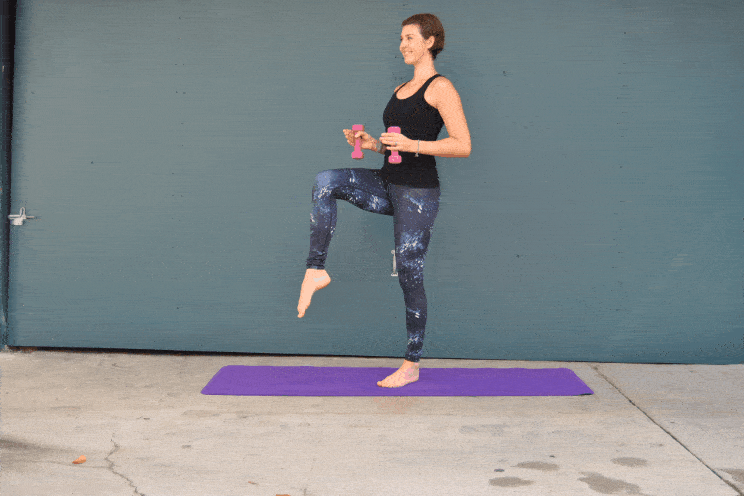 11 Standing Ab Exercises To Tone Your Tummy | PaleoHacks