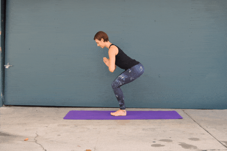 11 Standing Ab Exercises To Tone Your Tummy | PaleoHacks