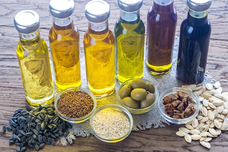 The Complete Guide to Cooking Oils - The Worst & Best to Cook With